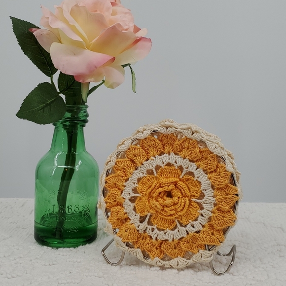 Kitchen | Vintage Doily Napkin Holder | Poshmark